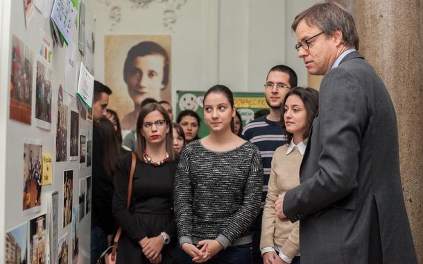 Ambasador Ditman: „Jezik i kultura su most koji spaja narode ...
